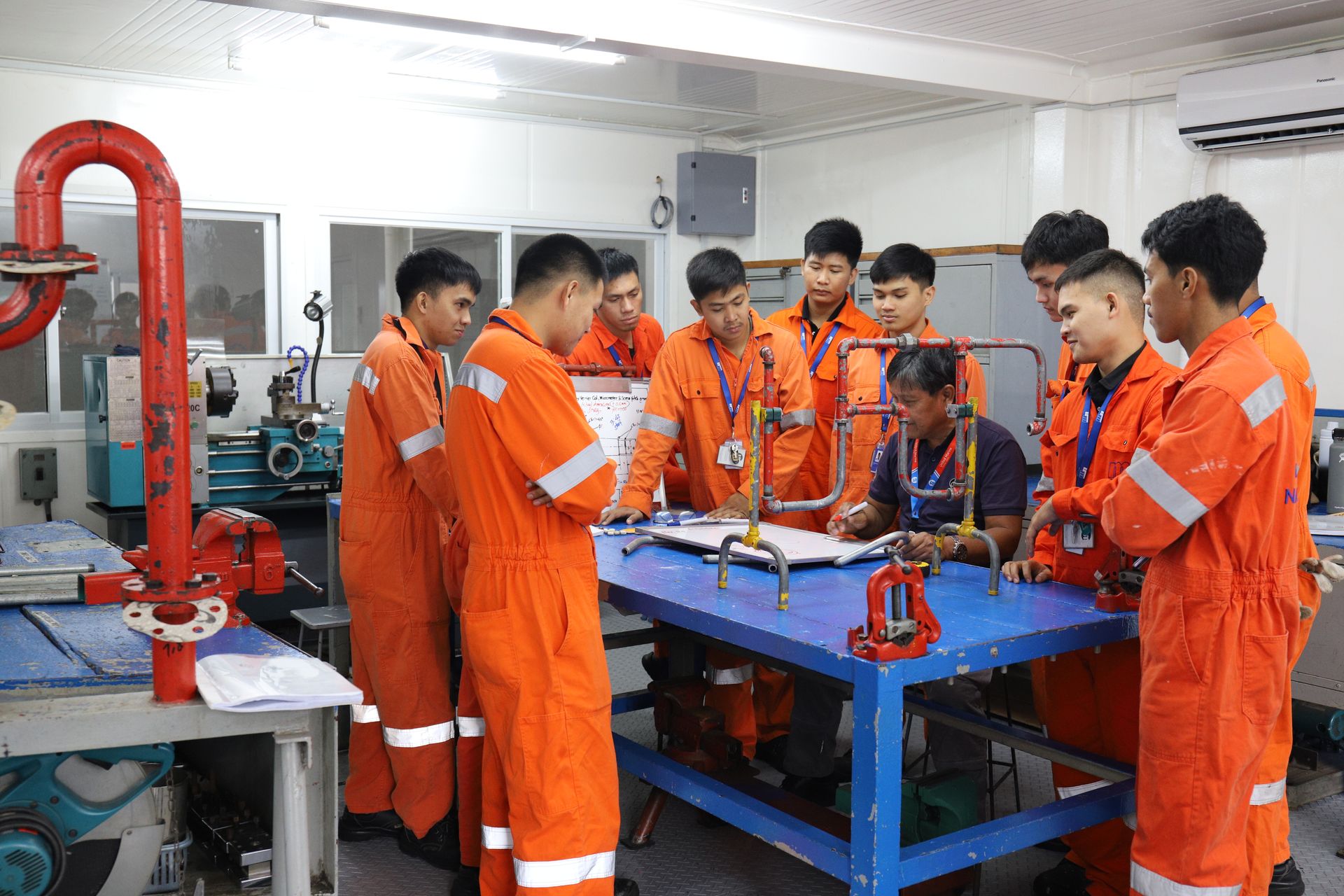 Workshops & Laboratory | United Marine Training Center